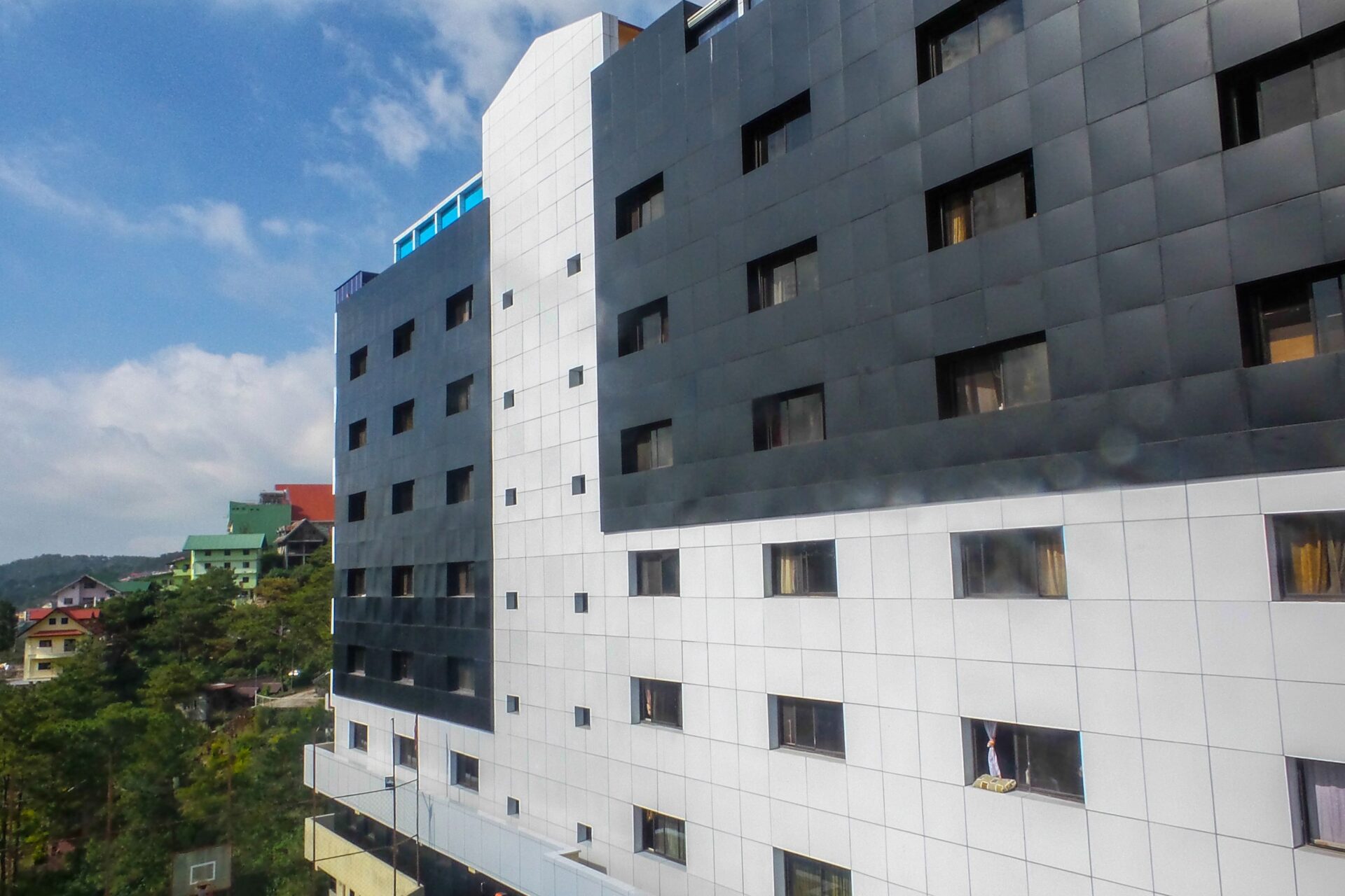 MONOL - 短期留学・フィリピン留学の留学FACTORY